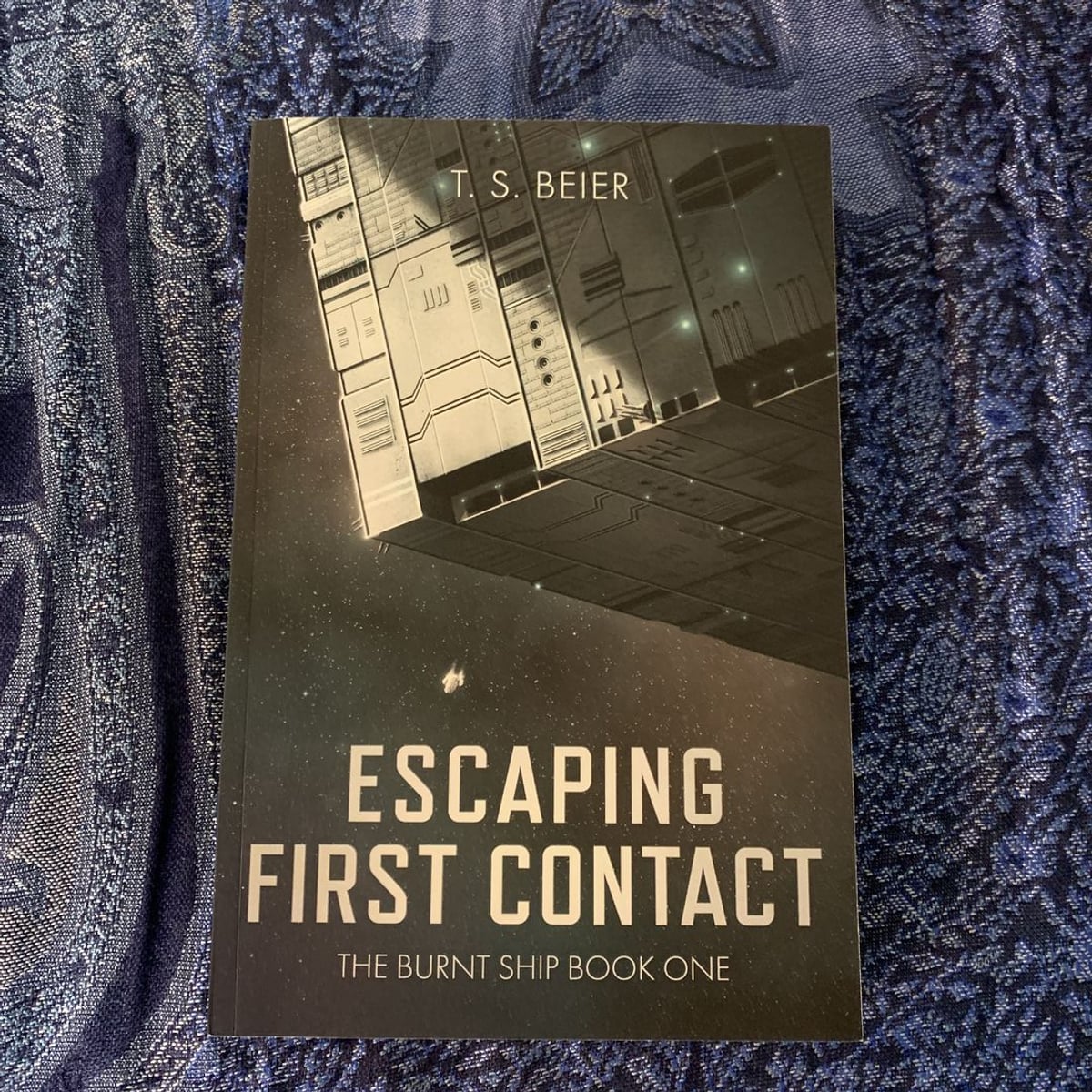 Escaping First Contact by T. S. Beier, Paperback | Pangobooks