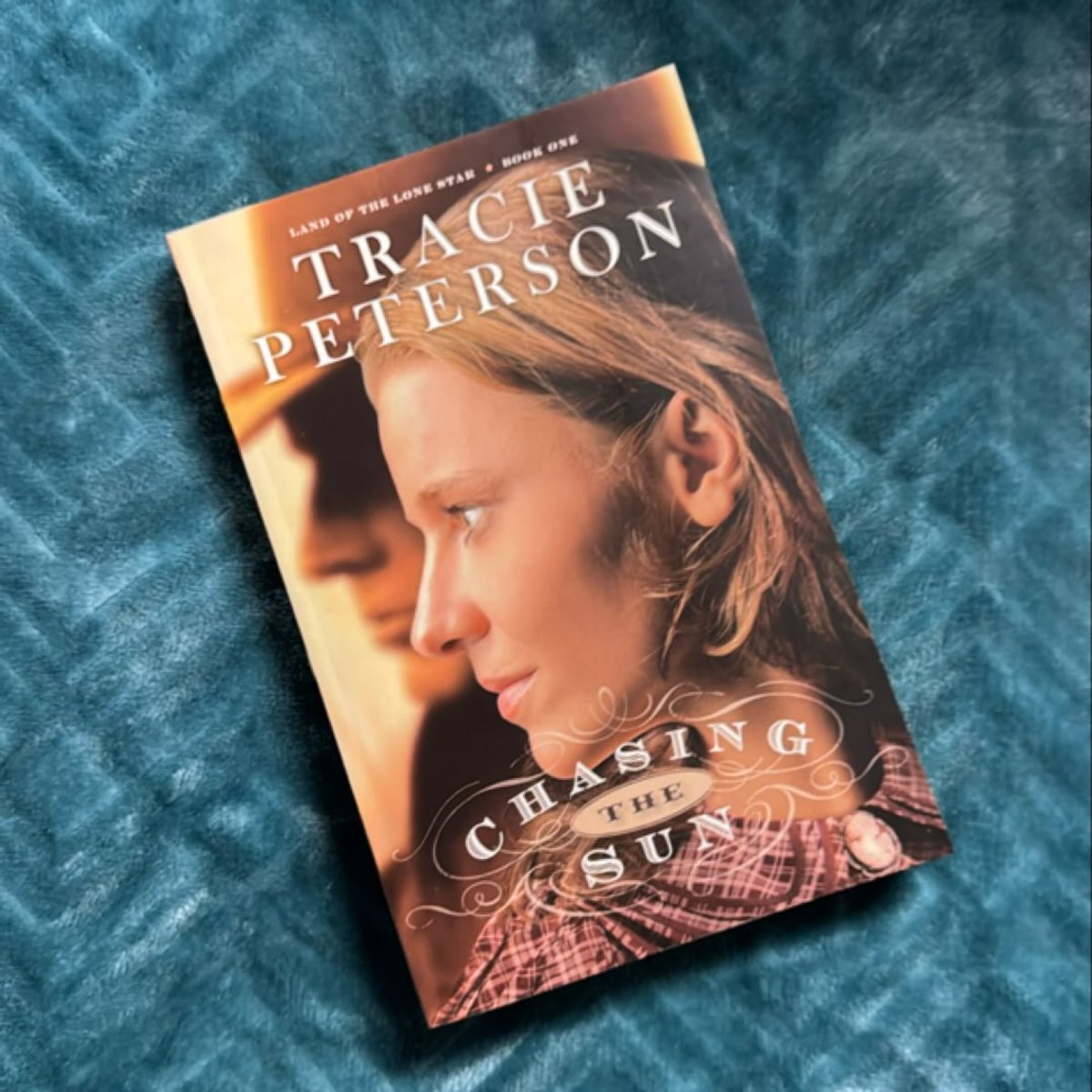Chasing the Sun by Tracie Peterson