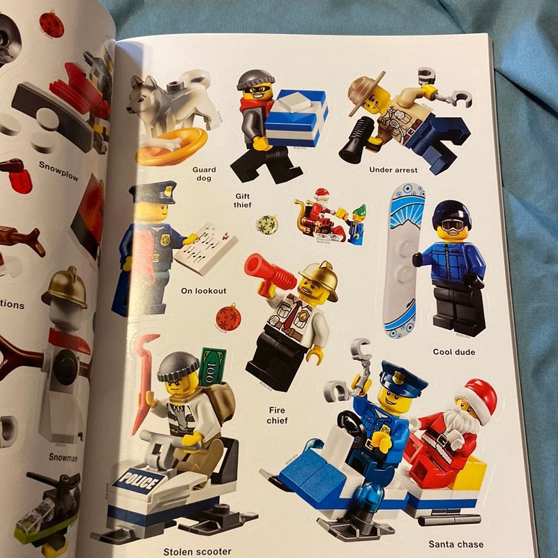 Ultimate Sticker Collection: LEGO Winter Wonderland by DK
