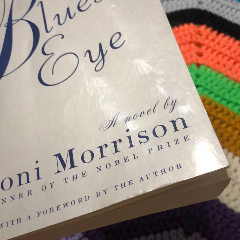 The Bluest Eye by Toni Morrison, Paperback | Pangobooks