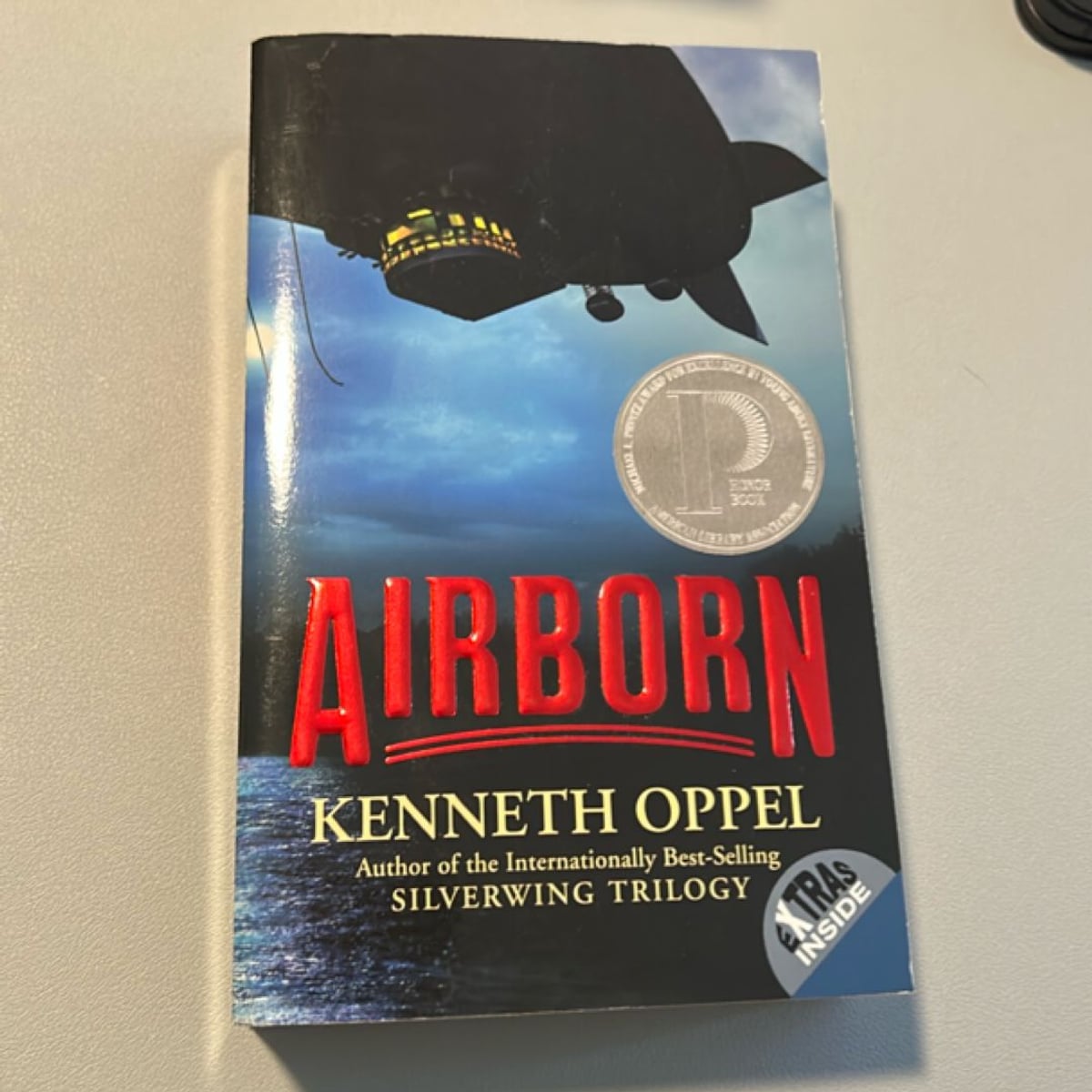 Airborn by Kenneth Oppel, Paperback | Pangobooks