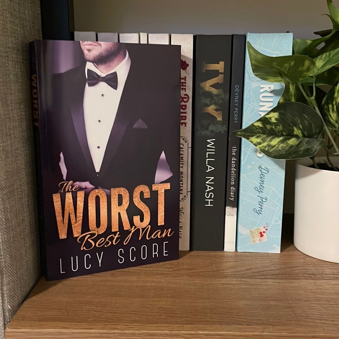 The Worst Best Man by Lucy Score, Paperback | Pangobooks