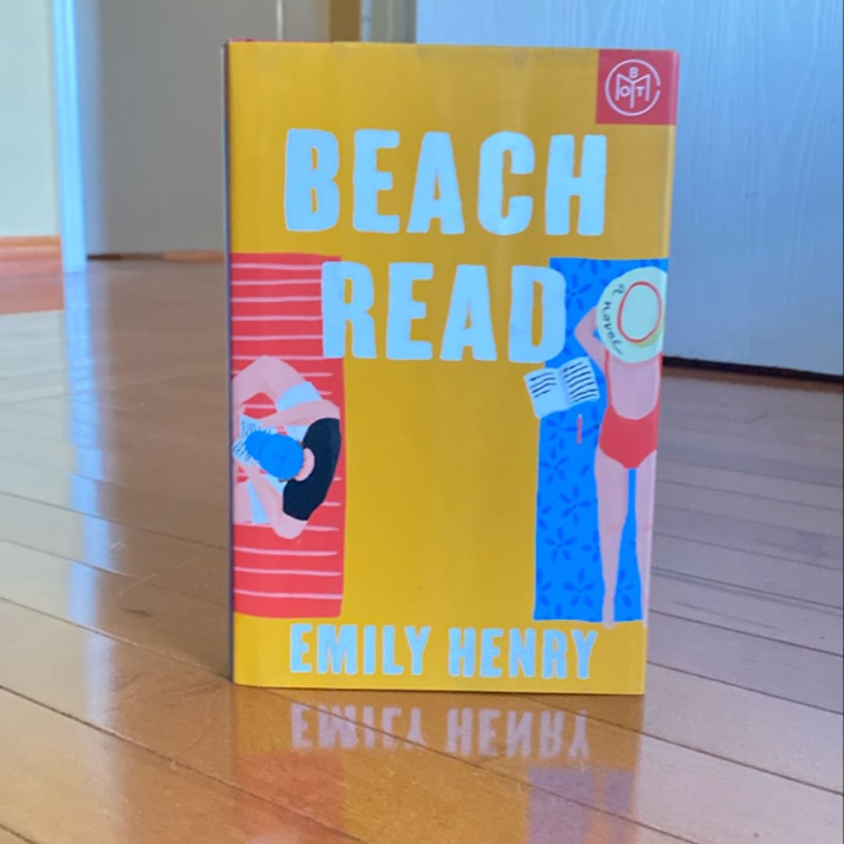 Beach Read by Emily Henry, Hardcover | Pangobooks