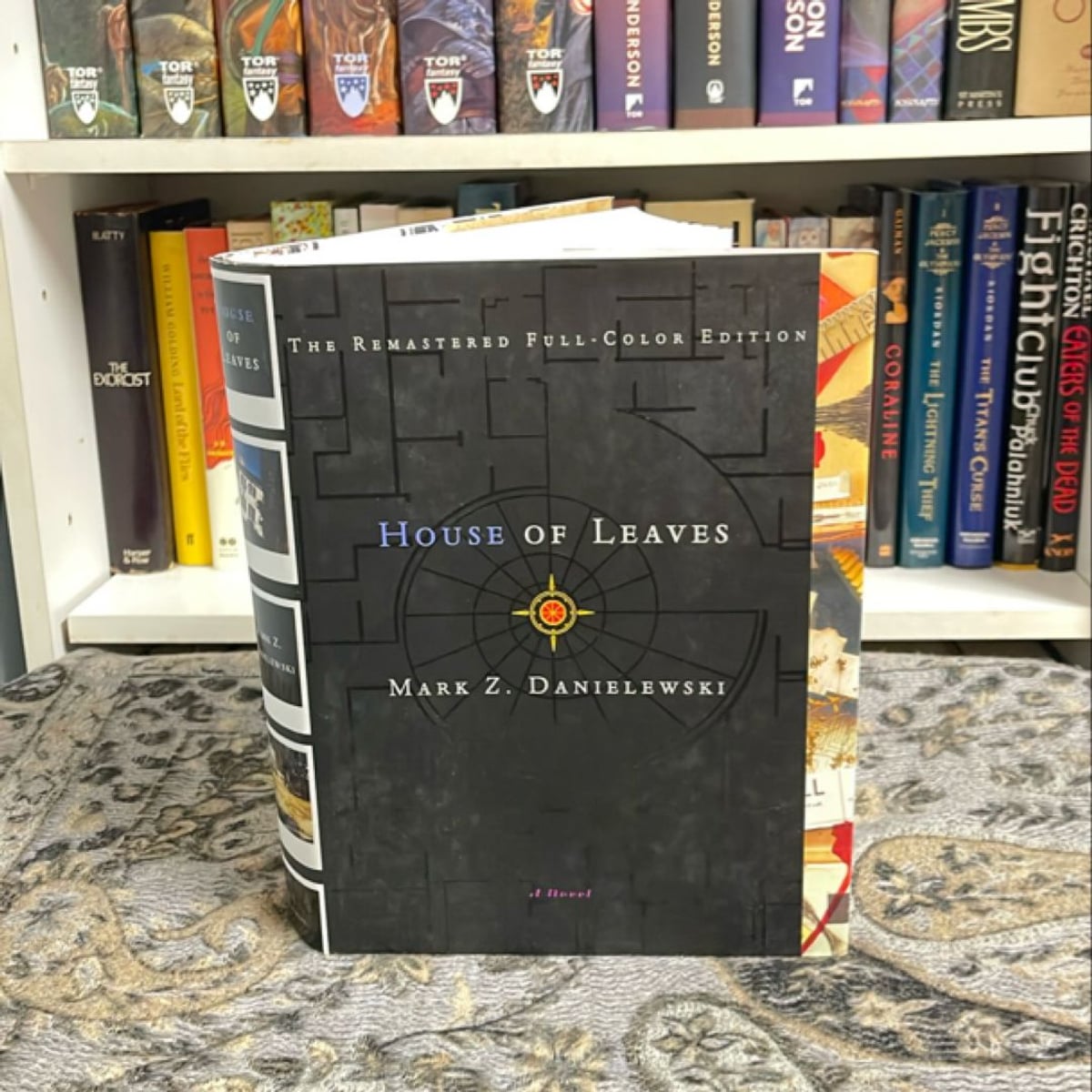 House of Leaves by Mark Z. Danielewski
