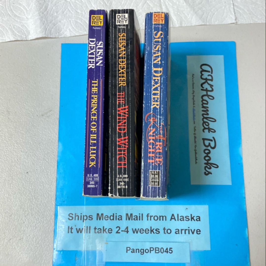 The Warhorse of Esdragon Trilogy by Susan Dexter, Paperback | Pangobooks