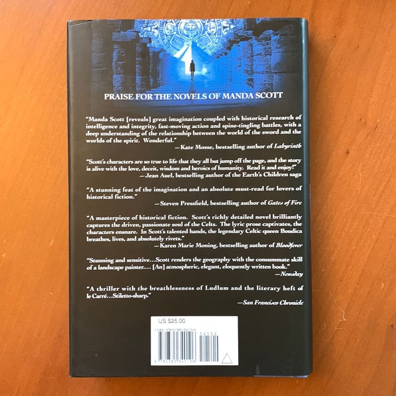 The Crystal Skull by Manda Scott