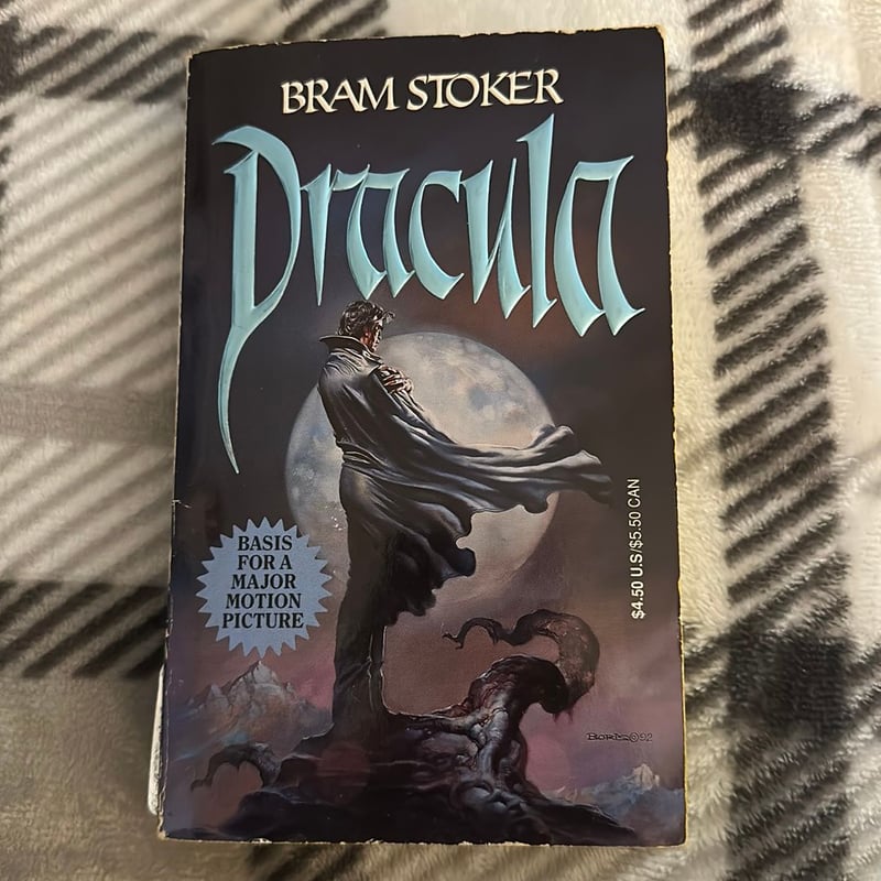 Dracula by Bram Stoker, Paperback | Pangobooks