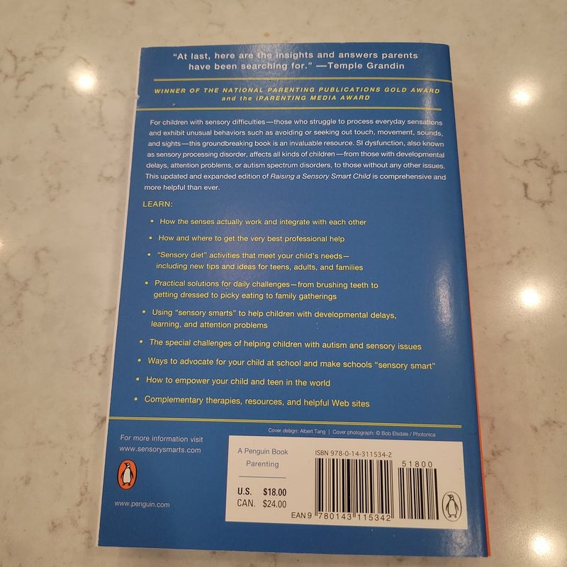 Raising a Sensory Smart Child by Lindsey Biel, Nancy Peske, Temple Grandin