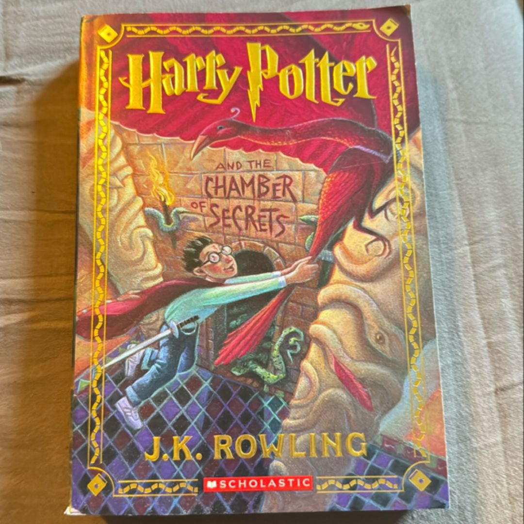 Harry Potter and the Chamber of Secrets (Harry Potter, Book 2) by J. K ...