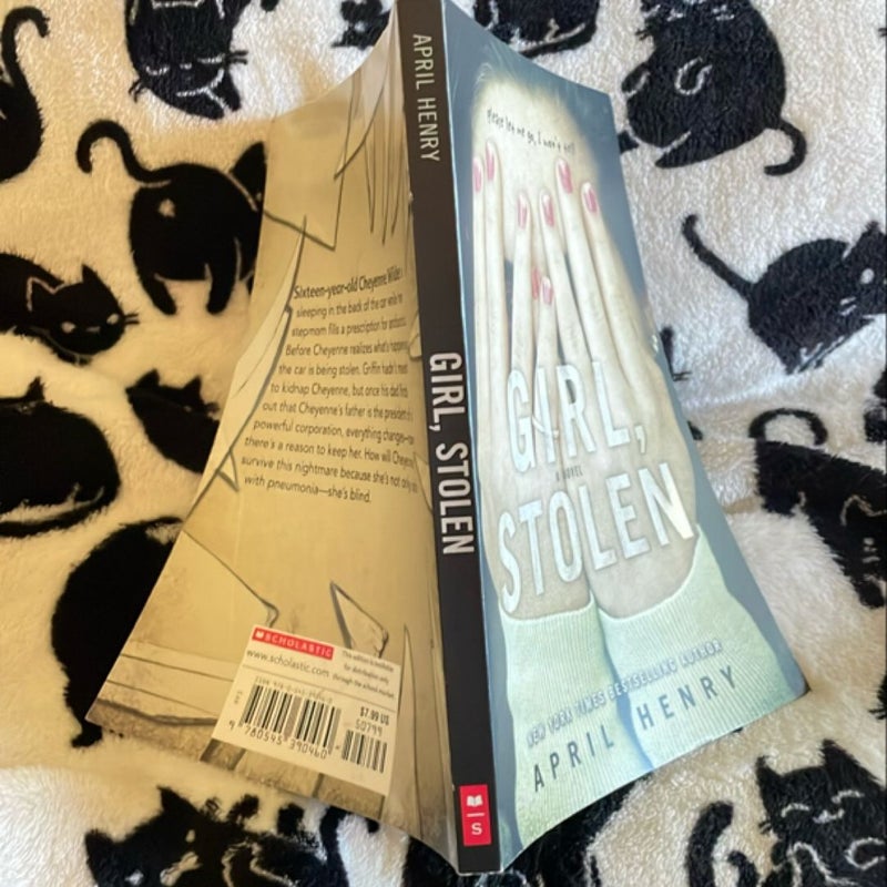 Girl, Stolen by April Henry, Paperback | Pangobooks