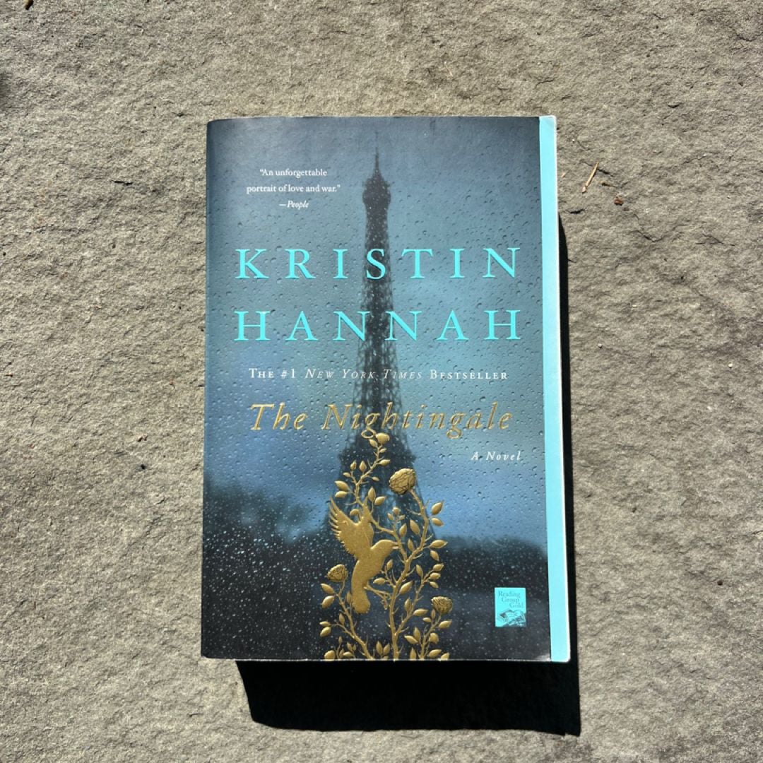 The Nightingale by Kristin Hannah, Paperback | Pangobooks