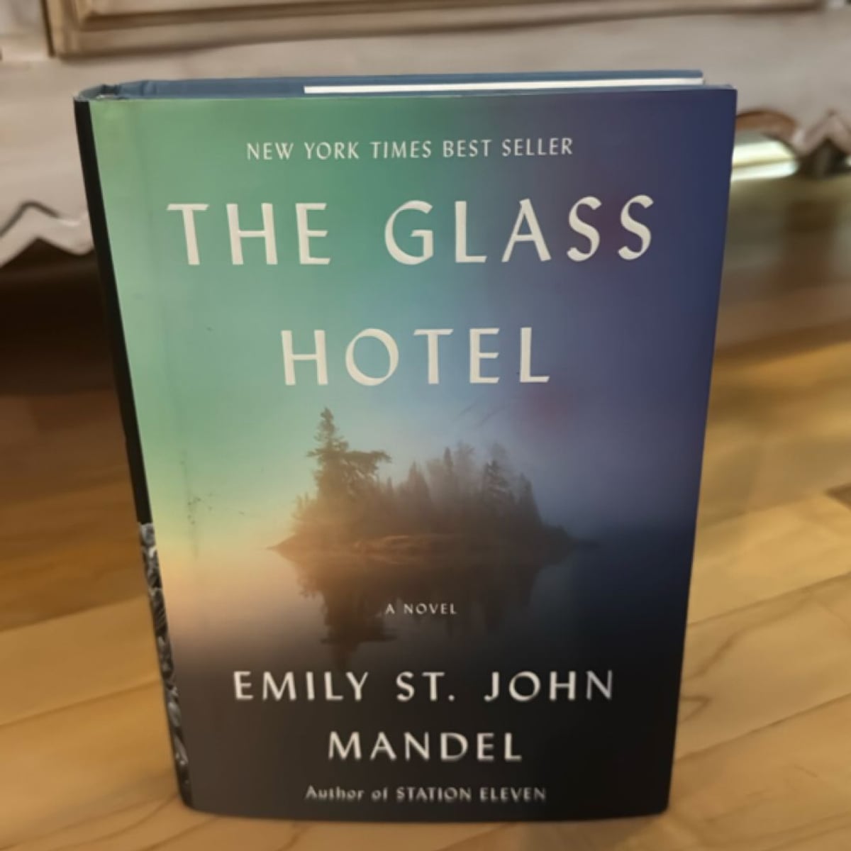 The Glass Hotel by Emily St. John Mandel, Hardcover | Pangobooks