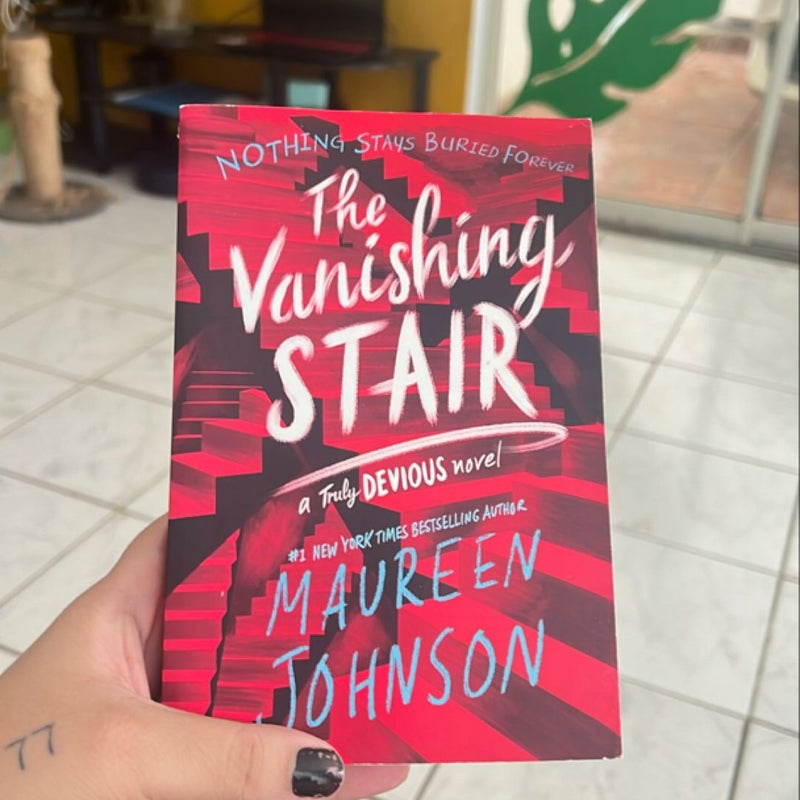 The Vanishing Stair by Maureen Johnson