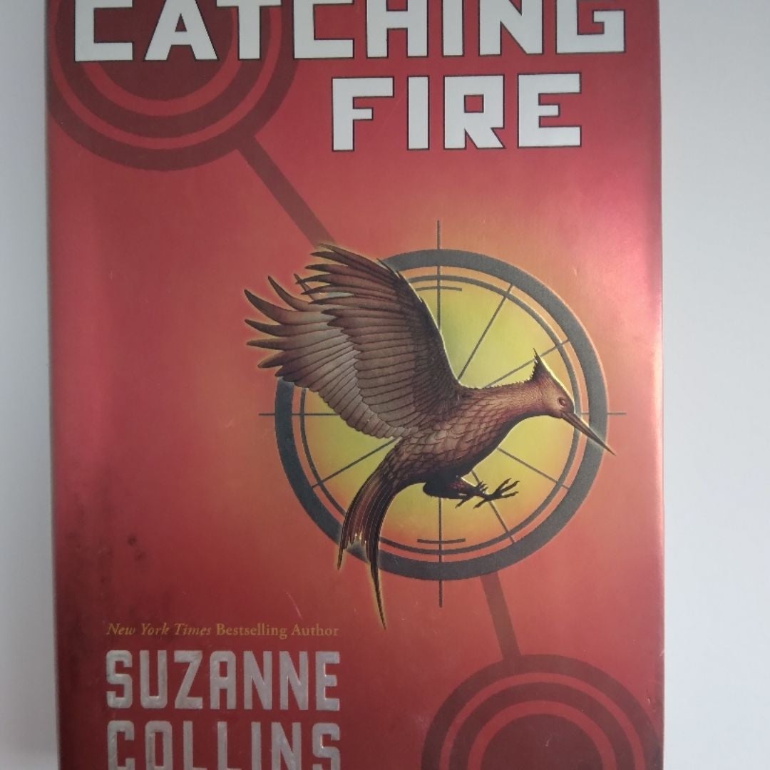 Catching Fire by Suzanne Collins, Hardcover | Pangobooks