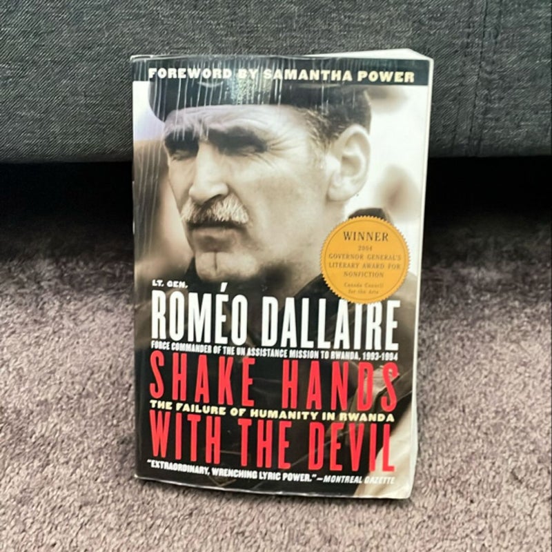 Shake Hands with the Devil by Roméo Dallaire