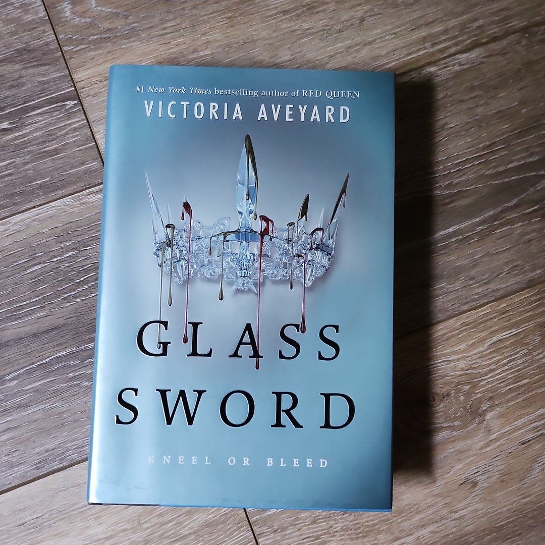 Glass Sword by Victoria Aveyard