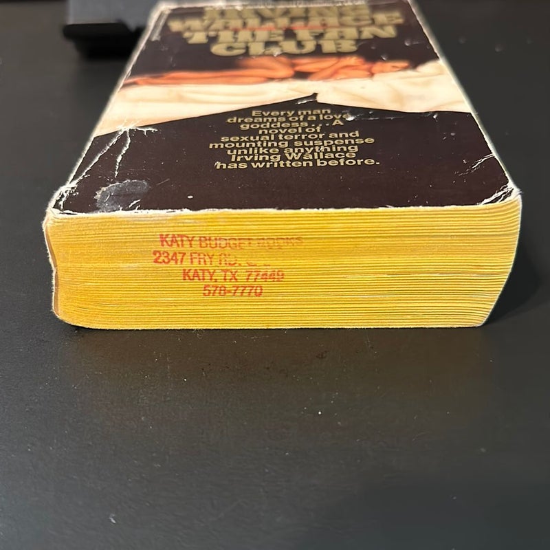 The Fan Club by Irving Wallace, Paperback | Pangobooks