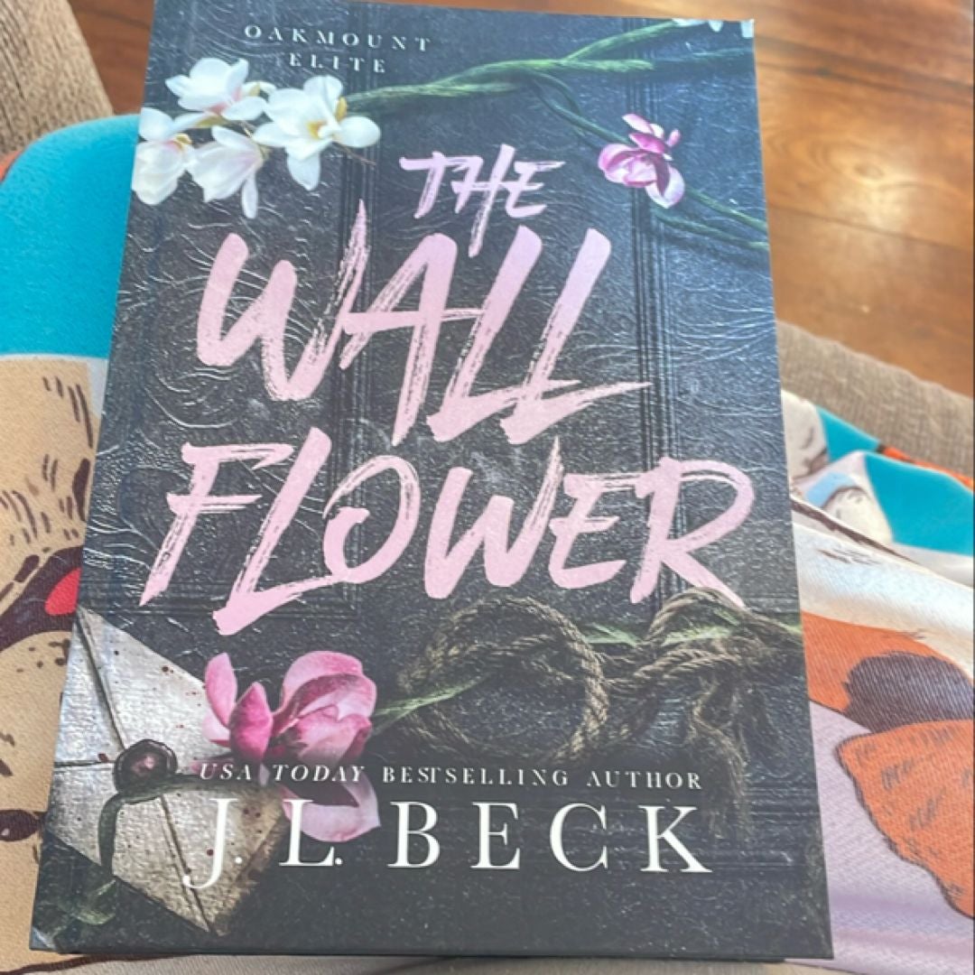 The Wallflower: a Dark New Adult Romance by J. L. Beck, Hardcover | Pangobooks