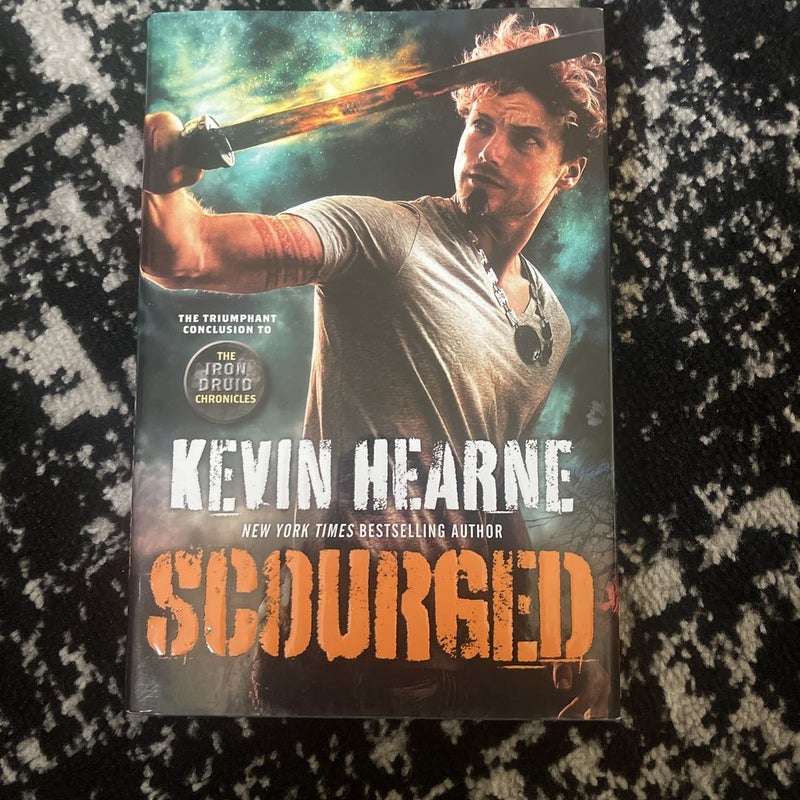 Scourged by Kevin Hearne, Hardcover | Pangobooks