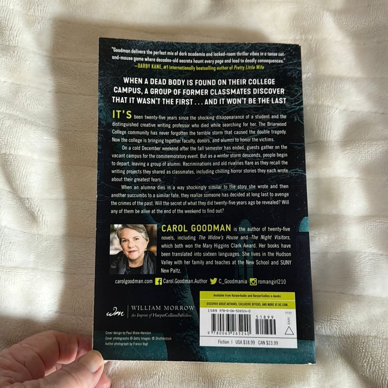 The Bones of the Story by Carol Goodman, Paperback | Pangobooks