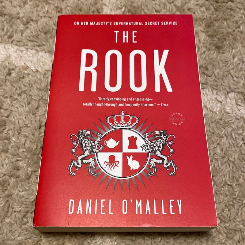 The Rook by Daniel O'Malley, Paperback | Pangobooks