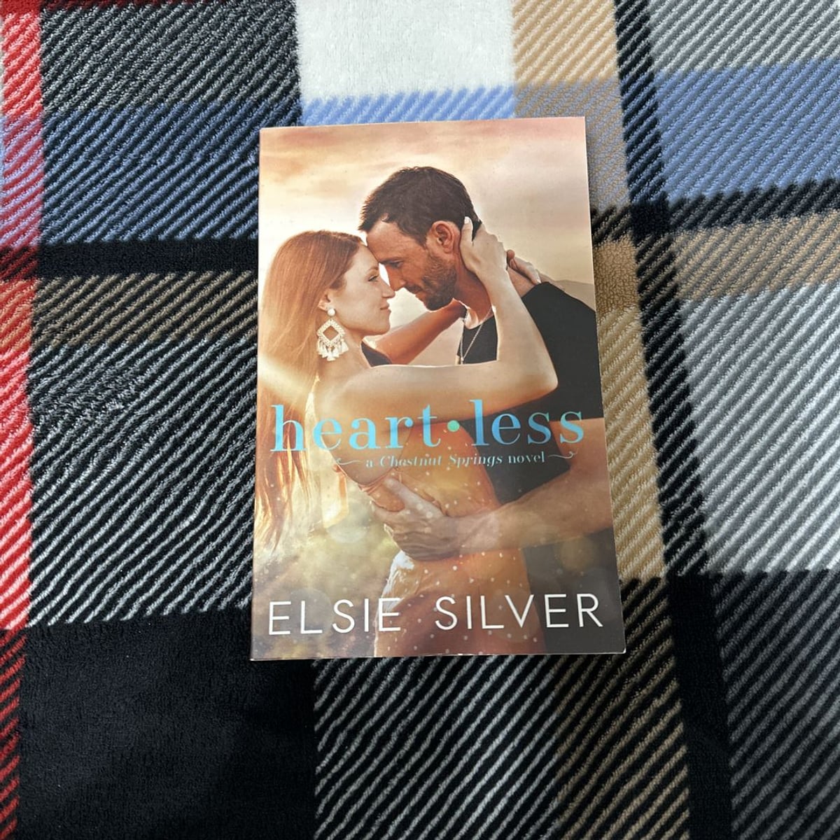 Heartless by Elsie Silver, Paperback | Pangobooks