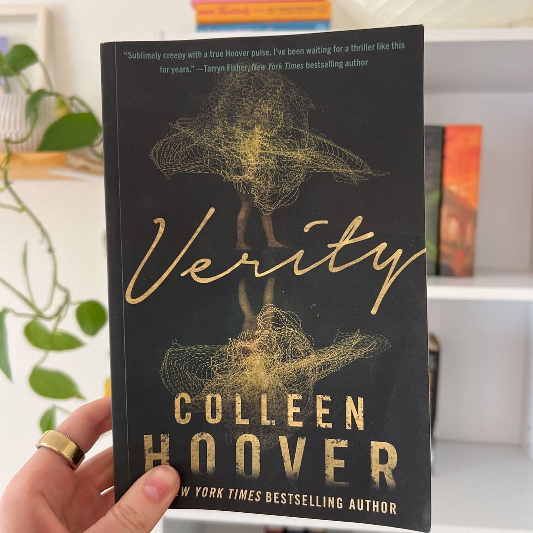 Verity by Colleen Hoover, Paperback | Pangobooks