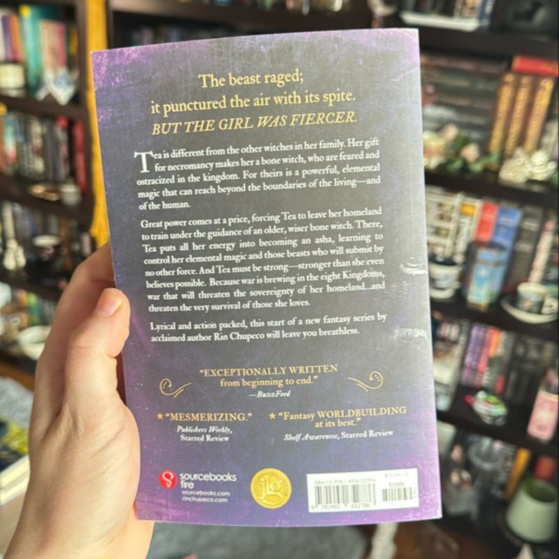 The Bone Witch by Rin Chupeco, Paperback | Pangobooks