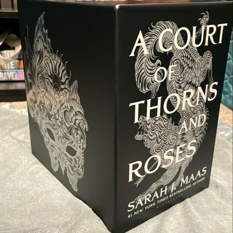 Hardcover. ACOTAR box set by sarah J maas by Sarah J Maas , Hardcover ...
