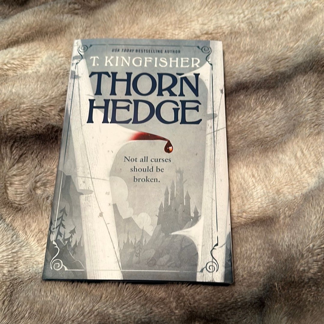 Thornhedge by T. Kingfisher, Paperback | Pangobooks