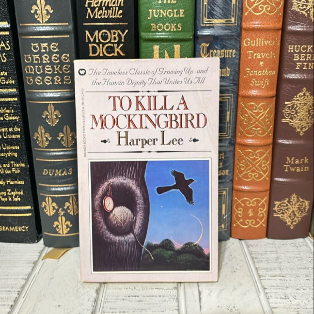To Kill A Mockingbird by Harper Lee, Paperback | Pangobooks