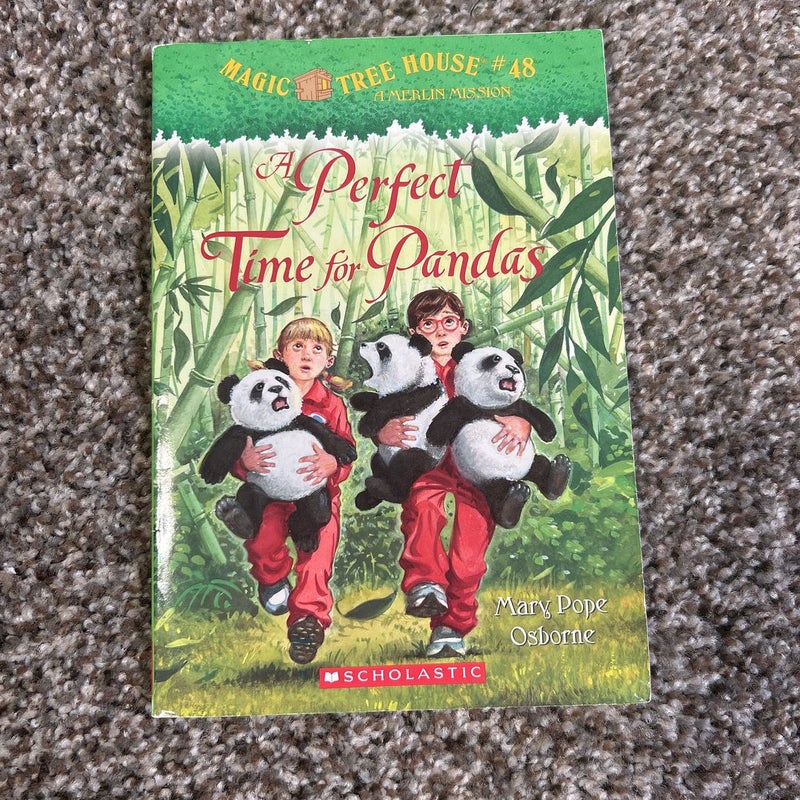 A Perfect Time for Pandas by Mary Pope Osborne , Paperback | Pangobooks