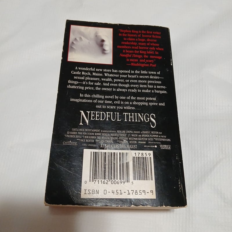 Needful Things by Stephen King , Paperback | Pangobooks