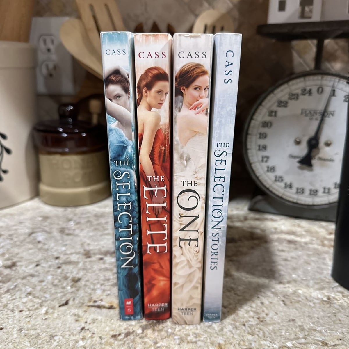 The Selection Series by Kiera Cass, Paperback | Pangobooks