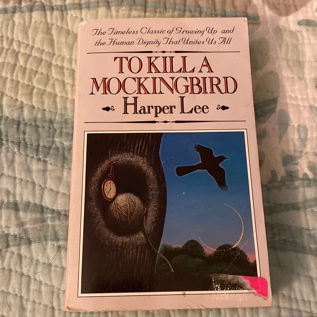 To Kill a Mockingbird by Harper Lee, Paperback | Pangobooks