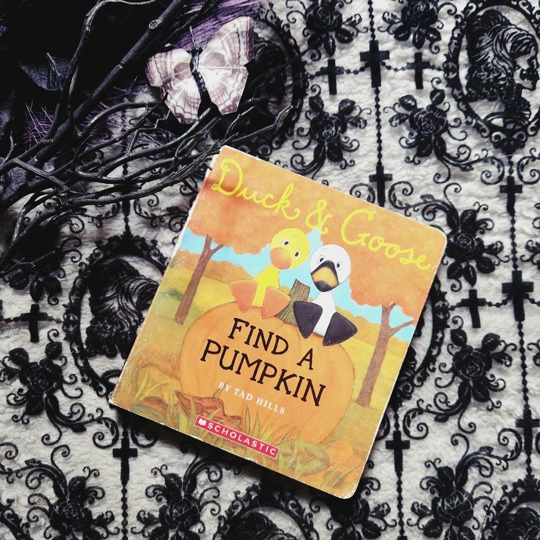 Duck & Goose Find a Pumpkin