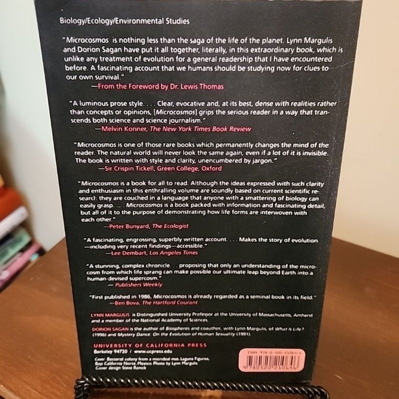 Microcosmos by Lynn Margulis, Dorion Sagan, Lewis Thomas