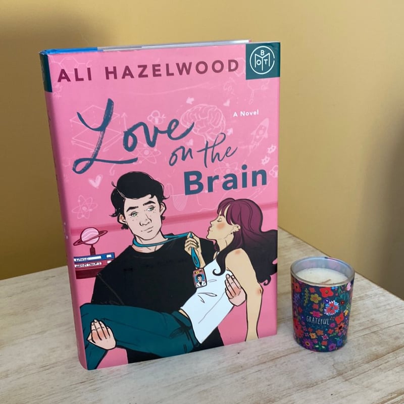 Love On The Brain by Ali Hazelwood, Hardcover | Pangobooks