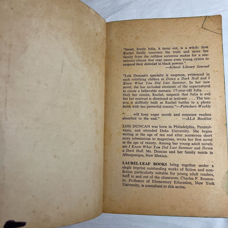 Summer of Fear by Lois Duncan, Paperback | Pangobooks