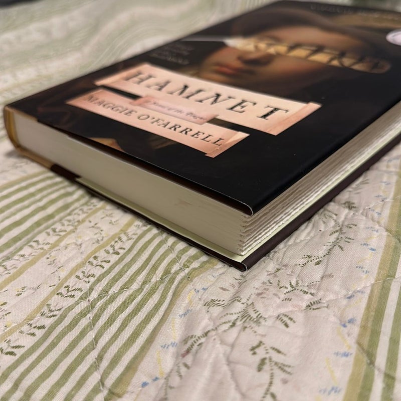 Hamnet by Maggie O'Farrell, Hardcover | Pangobooks