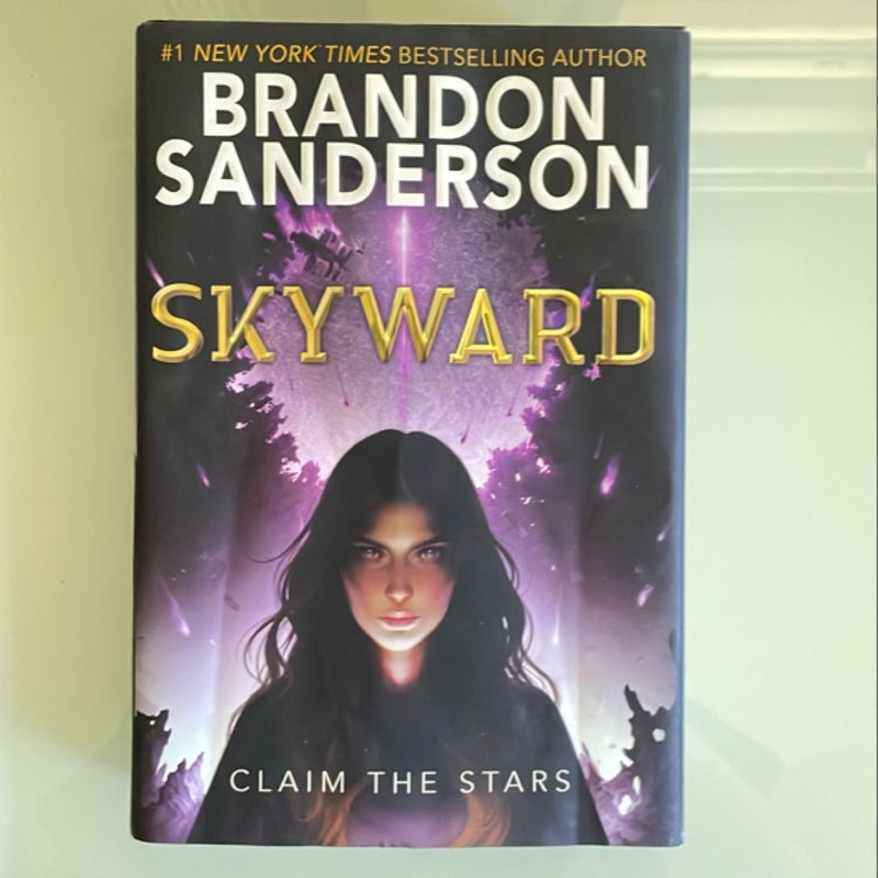 Skyward by Brandon Sanderson, Hardcover | Pangobooks
