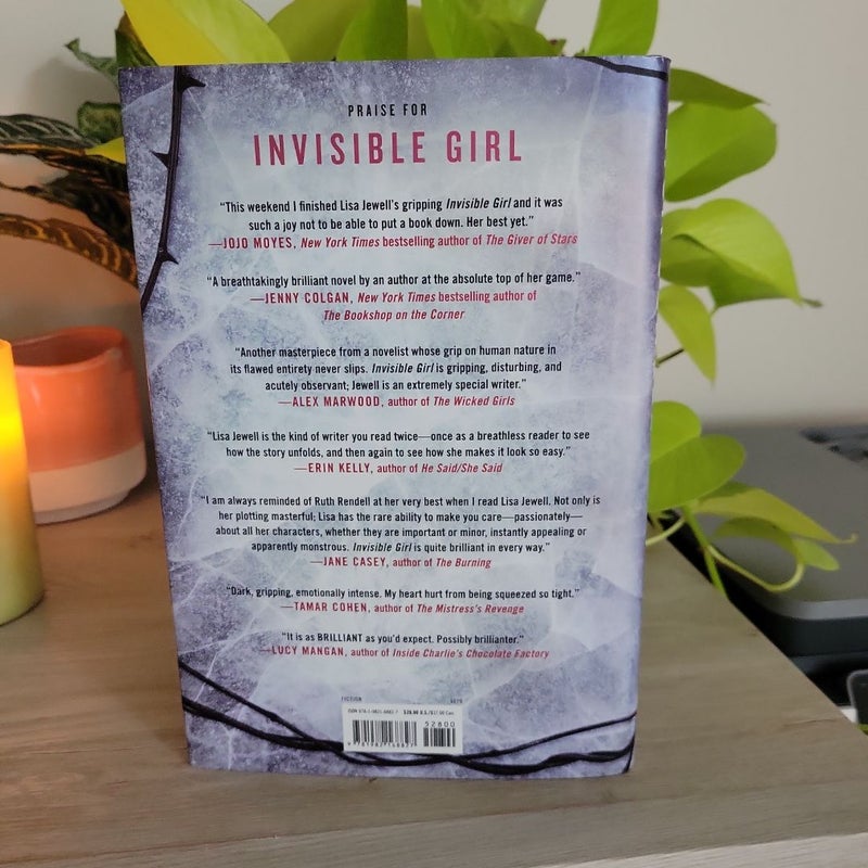Invisible Girl by Lisa Jewell , Hardcover | Pangobooks