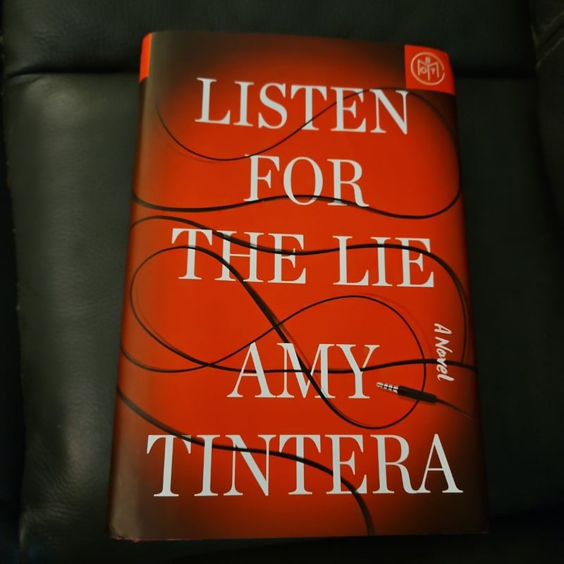 Listen for the Lie by Amy Tintera, Hardcover | Pangobooks