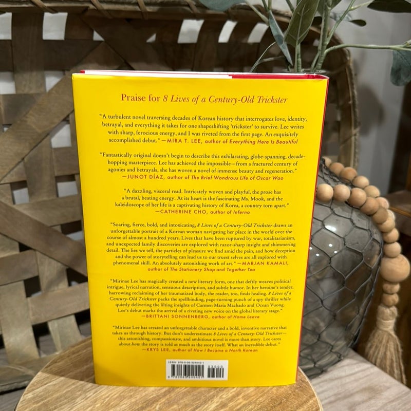 8 Lives of a Century-Old Trickster by Mirinae Lee, Hardcover | Pangobooks