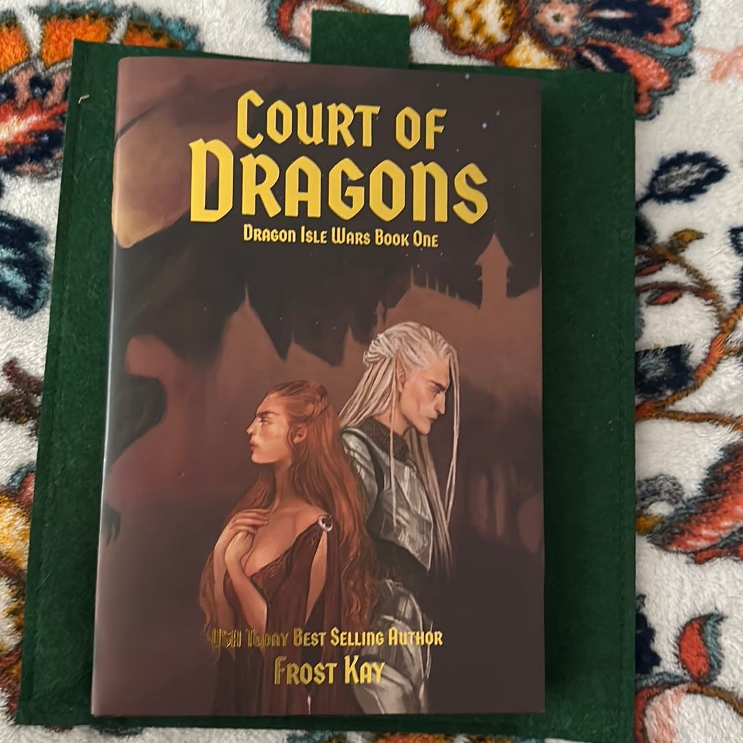 Court of Dragons (Dragon Isle Wars Book 1) by Frost Kay, Hardcover ...