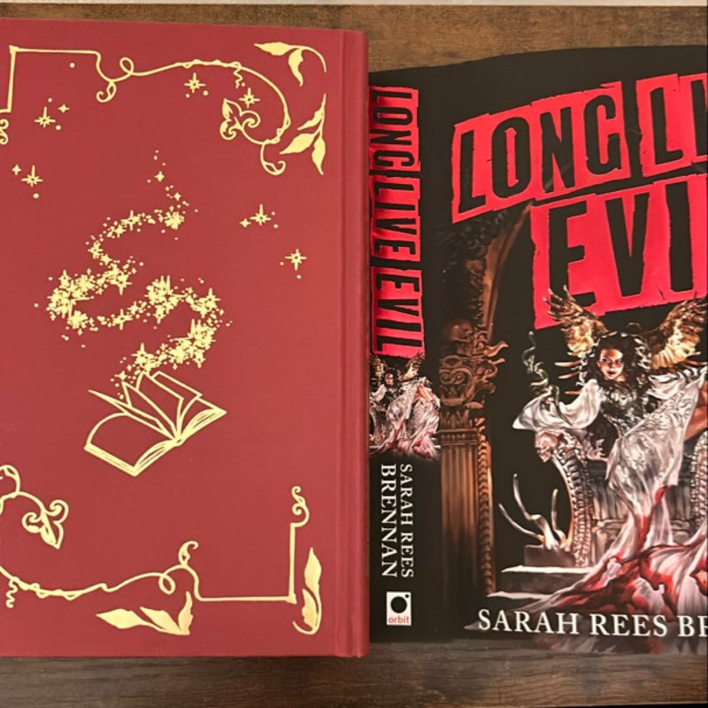 Long Live Evil (Fairyloot) by Sarah Rees Brennan , Hardcover | Pangobooks