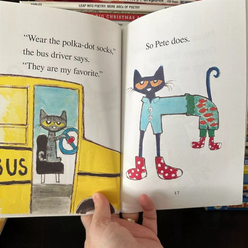 Pete the Cat Book Bundle, 5 Books, Readers by James Dean, Paperback ...