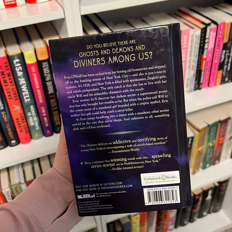 The Diviners by Libba Bray, Hardcover | Pangobooks