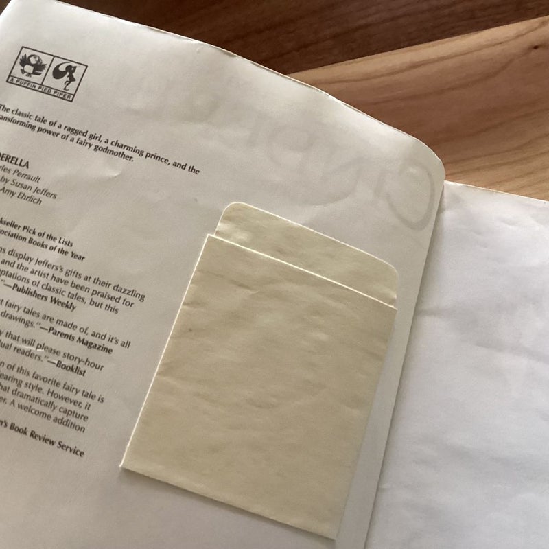 Cinderella by Charles Perrault; Susan Jeffers (Illustrator); Amy Ehrlich