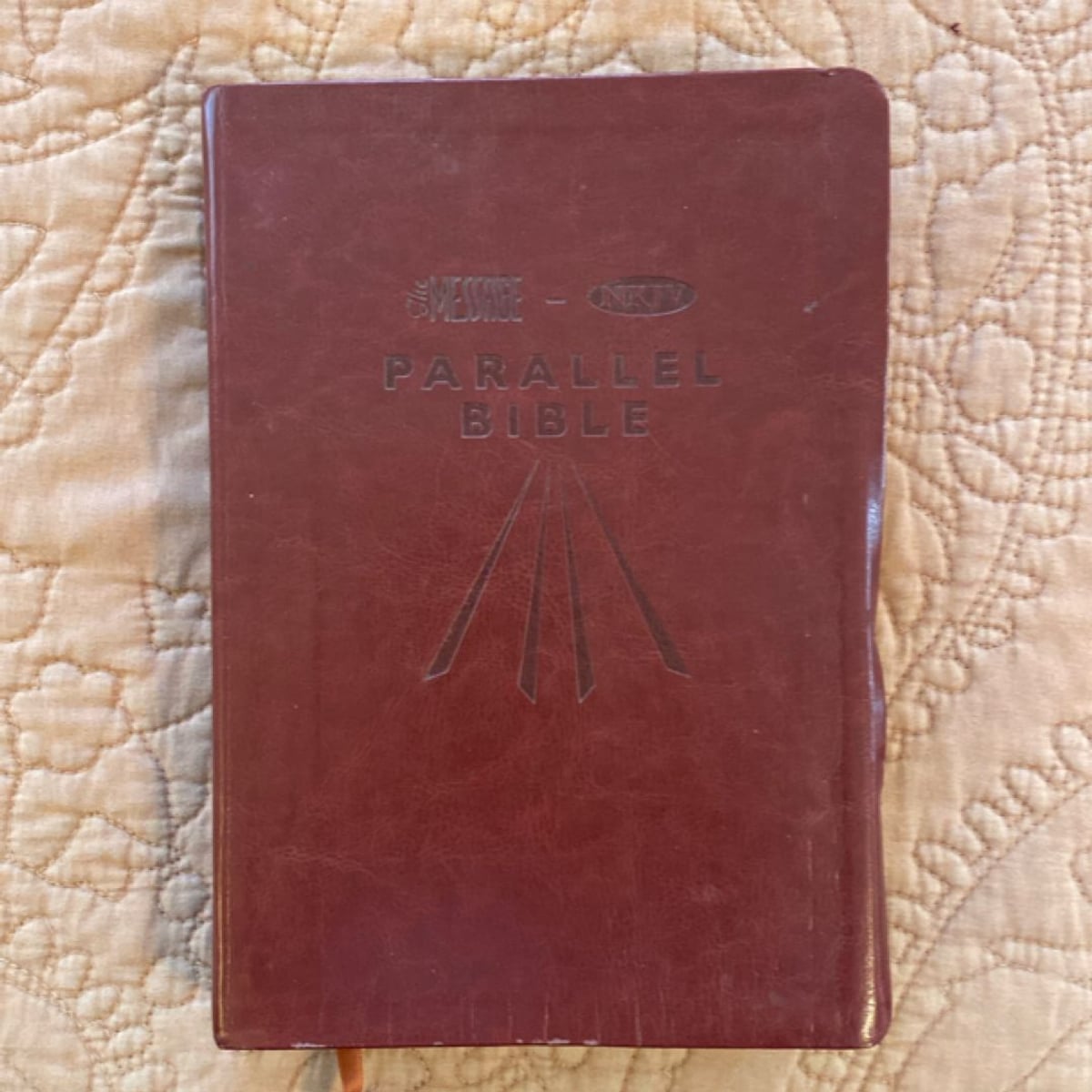 The Message-NKJV Parallel Bible by Thomas Nelson Publishing Staff